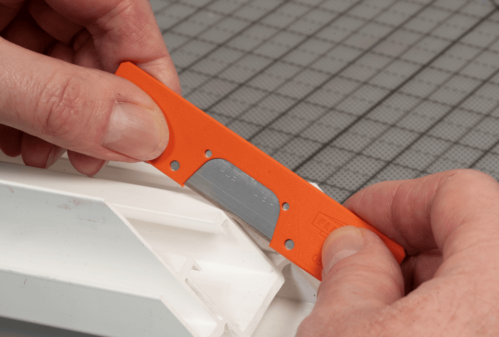 05-243 Knife Blade Scraper (packed 25) – Fletcher Business Group